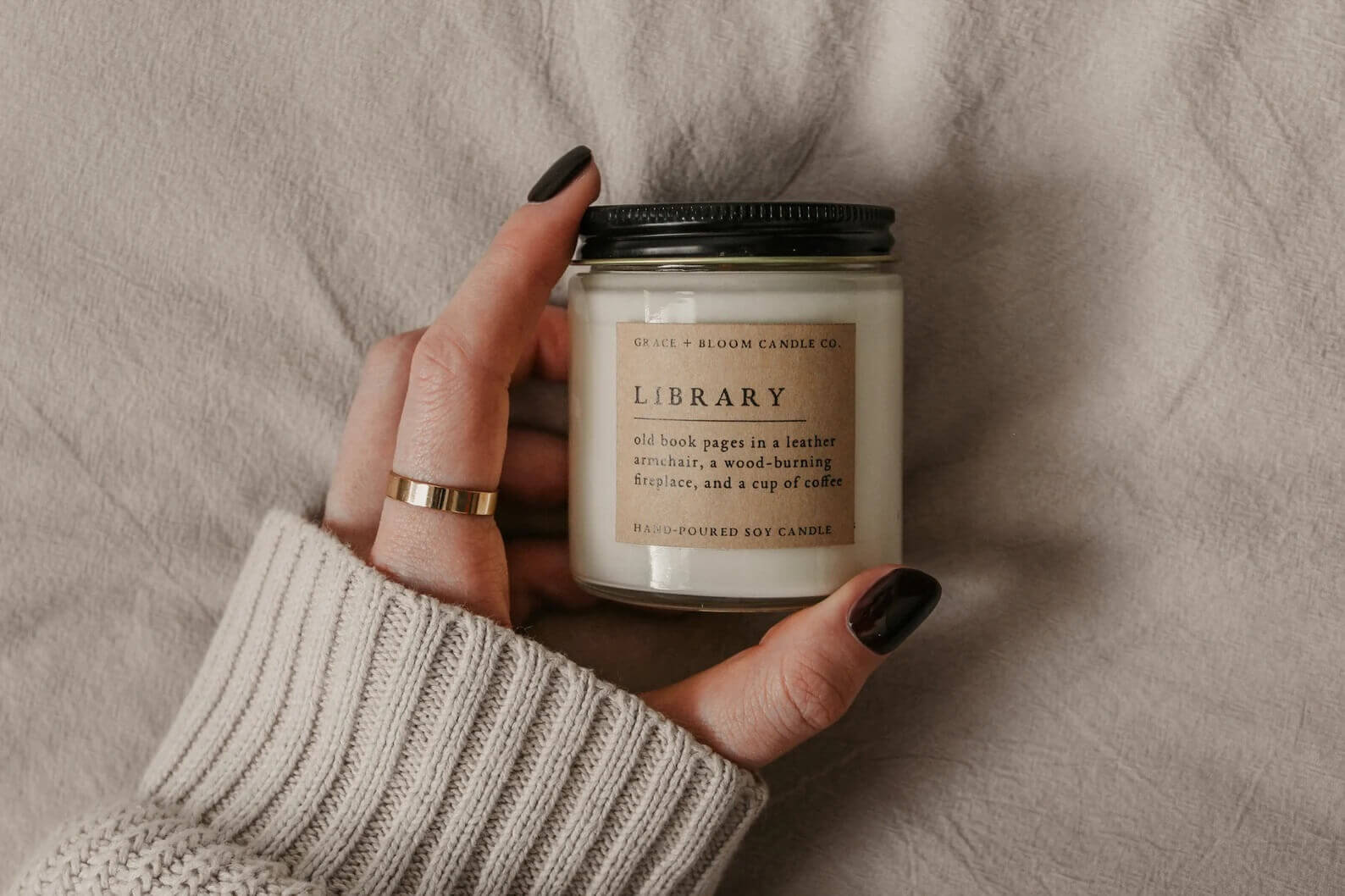 50 Best Gifts for Book Lovers (All Time Guide) - Forever She Reads